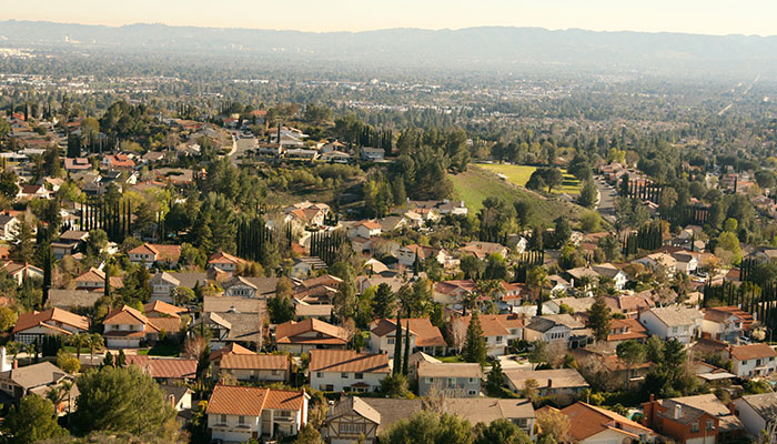 Porter Ranch - Los Angeles Real Estate, go to the expert: Beverly and Co